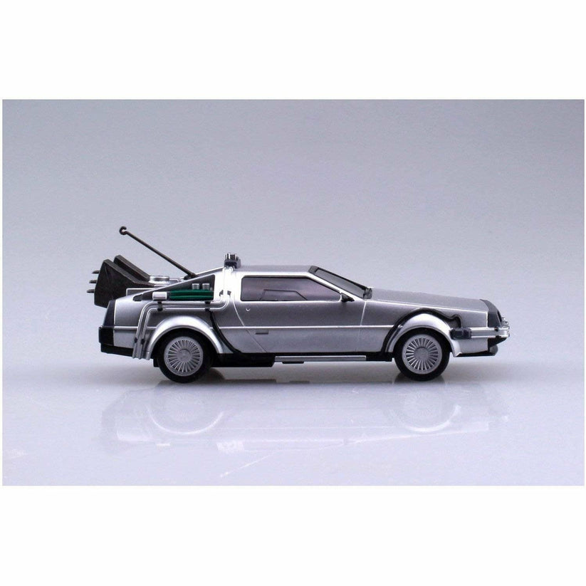 Back to the Future pull-back DeLorean 1:43 scale plastic model kit ...