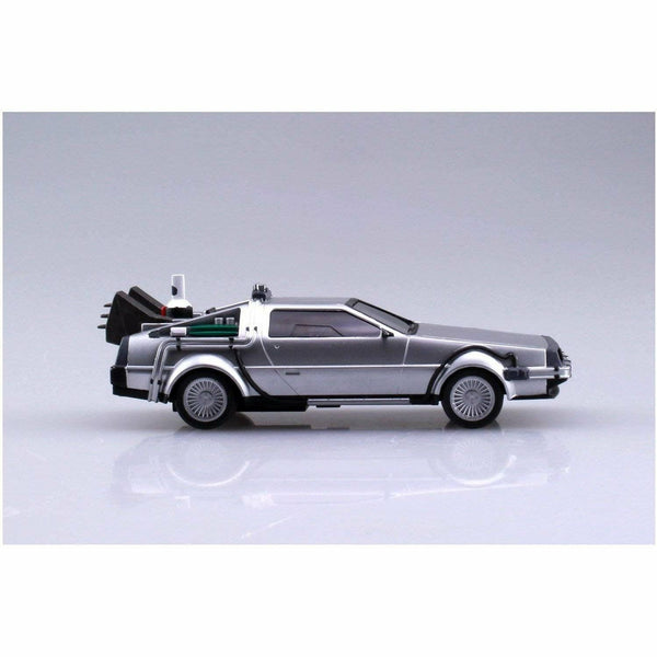 Back to the Future Part II pull-back DeLorean 1:43 scale model kit ...