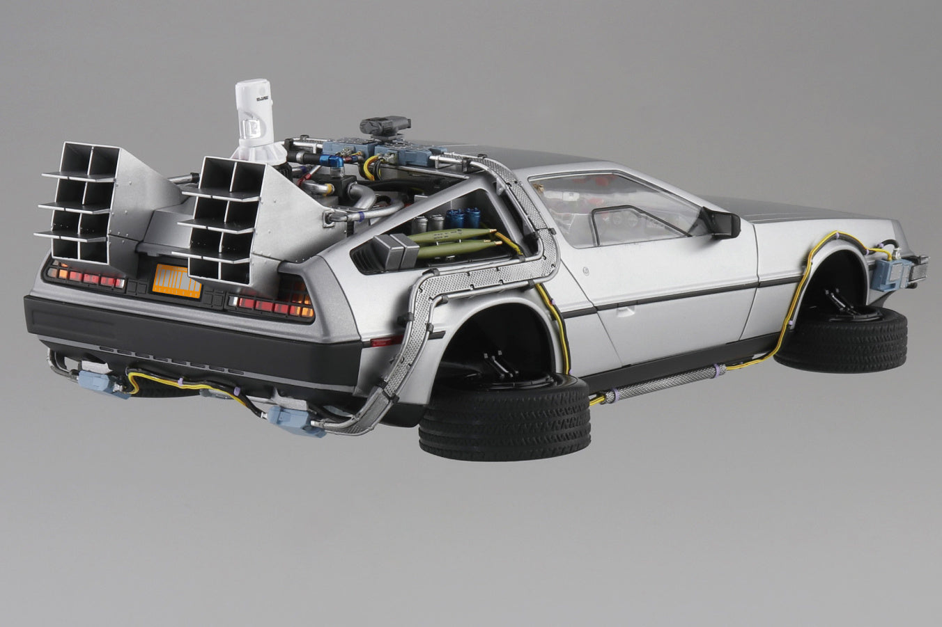 Back to the Future Part II DeLorean Time Machine 1:24 Scale Model Kit – Back to the Future™